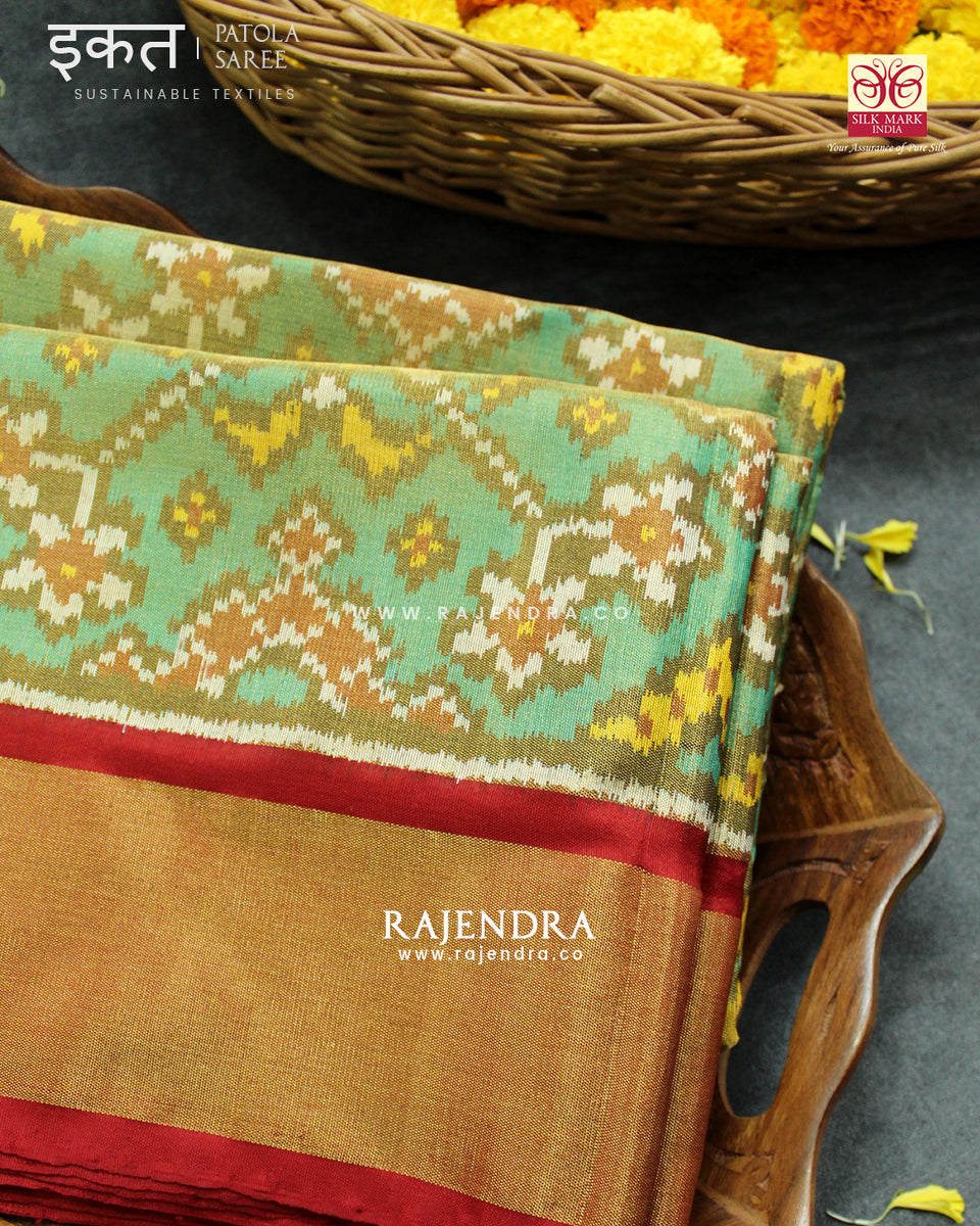 Zari x Silk Navratna Bhat Red and Green SIngle Ikkat Rajkot Patola Sar – Rajendra.co